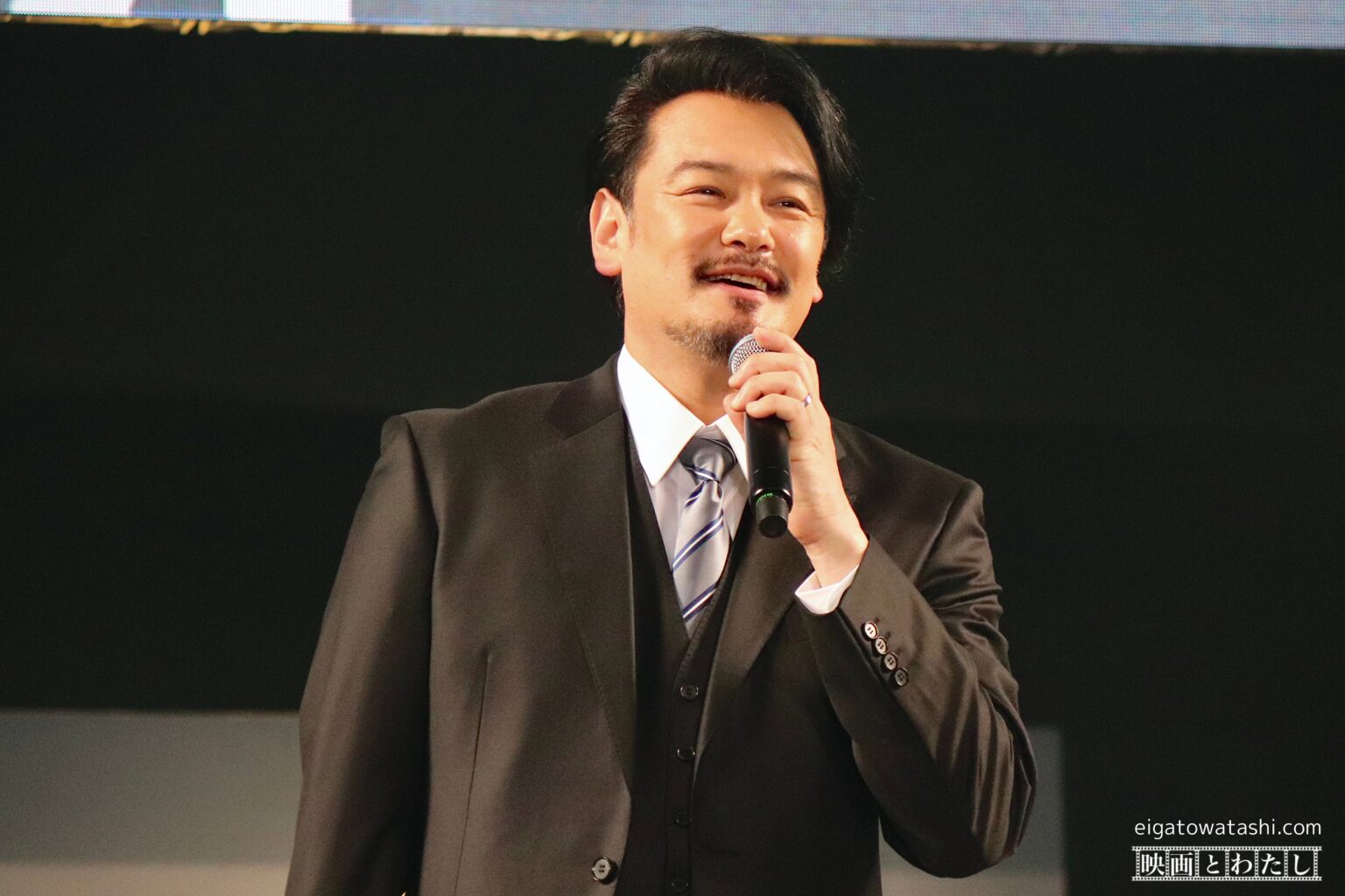 【取材レポート】「大阪コミコン 2024」オープニングセレモニー《マッツ・ミケルセン氏、トム・ヒドルストン氏ら豪華来日セレブ、斎藤工さん、NMB48選抜メンバーが登壇！》